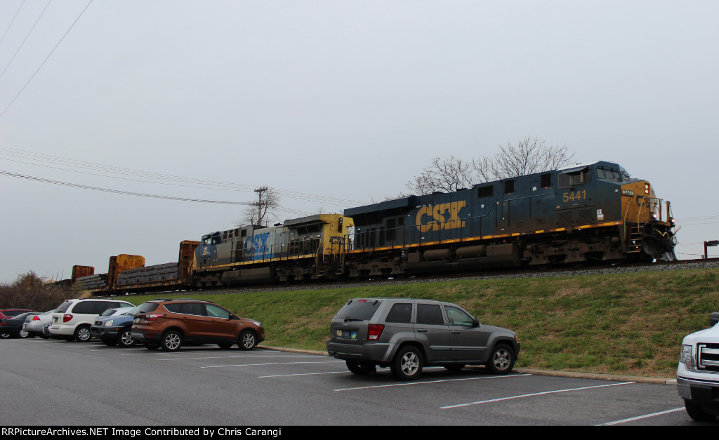 CSXT 5441 on Q410-04